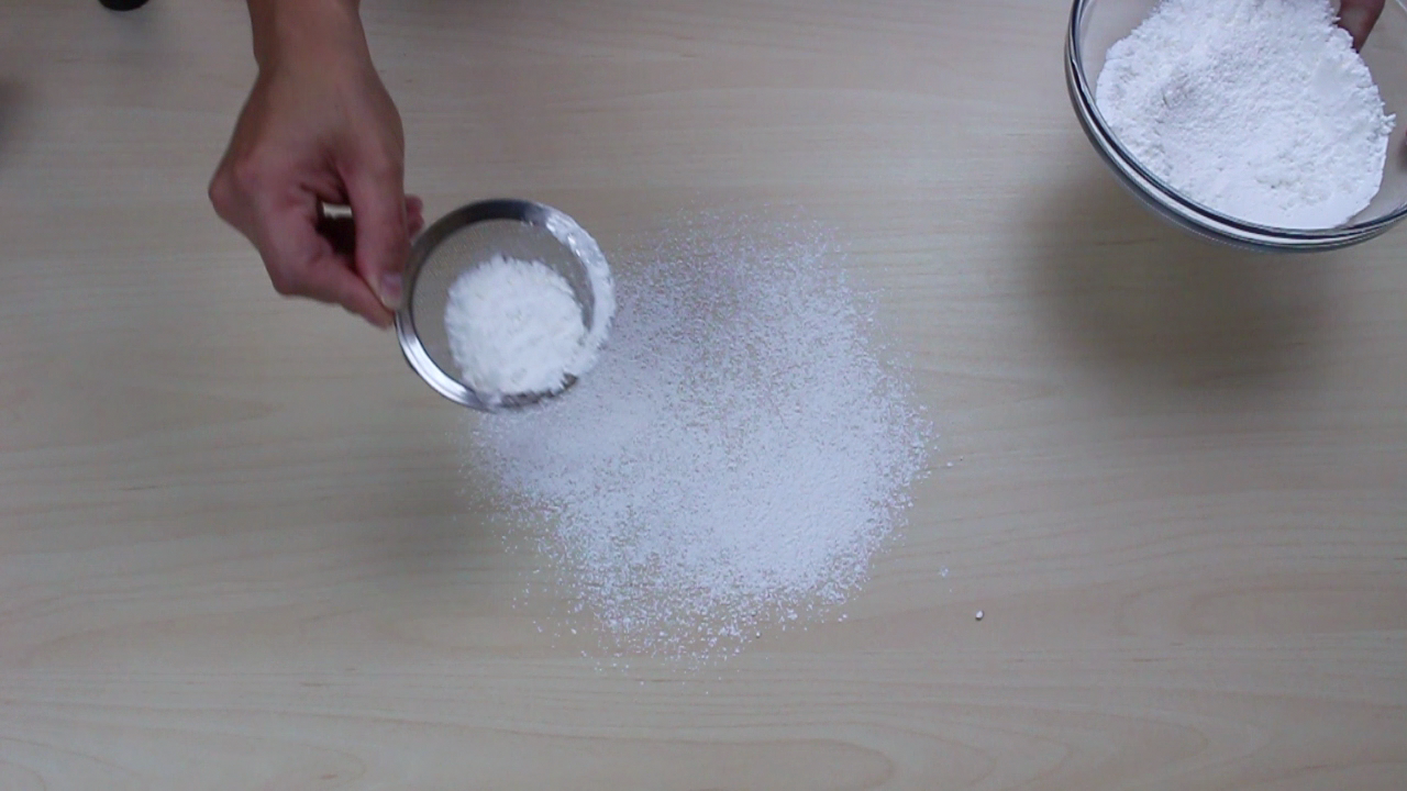 Making Sugar Pearls – Tutorial – Baking Savvy